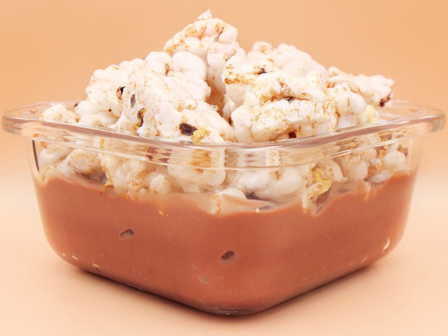 Pudding proteinowy z waflami ryżowymi