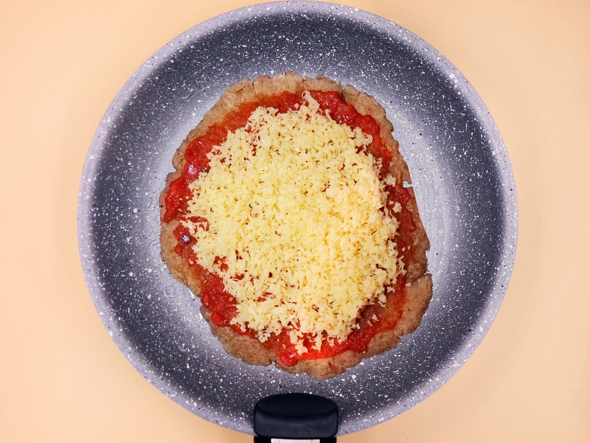 Pizza z chleba tostowego